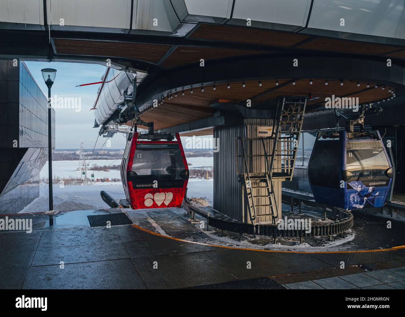 Nizhny Novgorod, Russia. January 03, 2022. Cableway between Nizhny ...