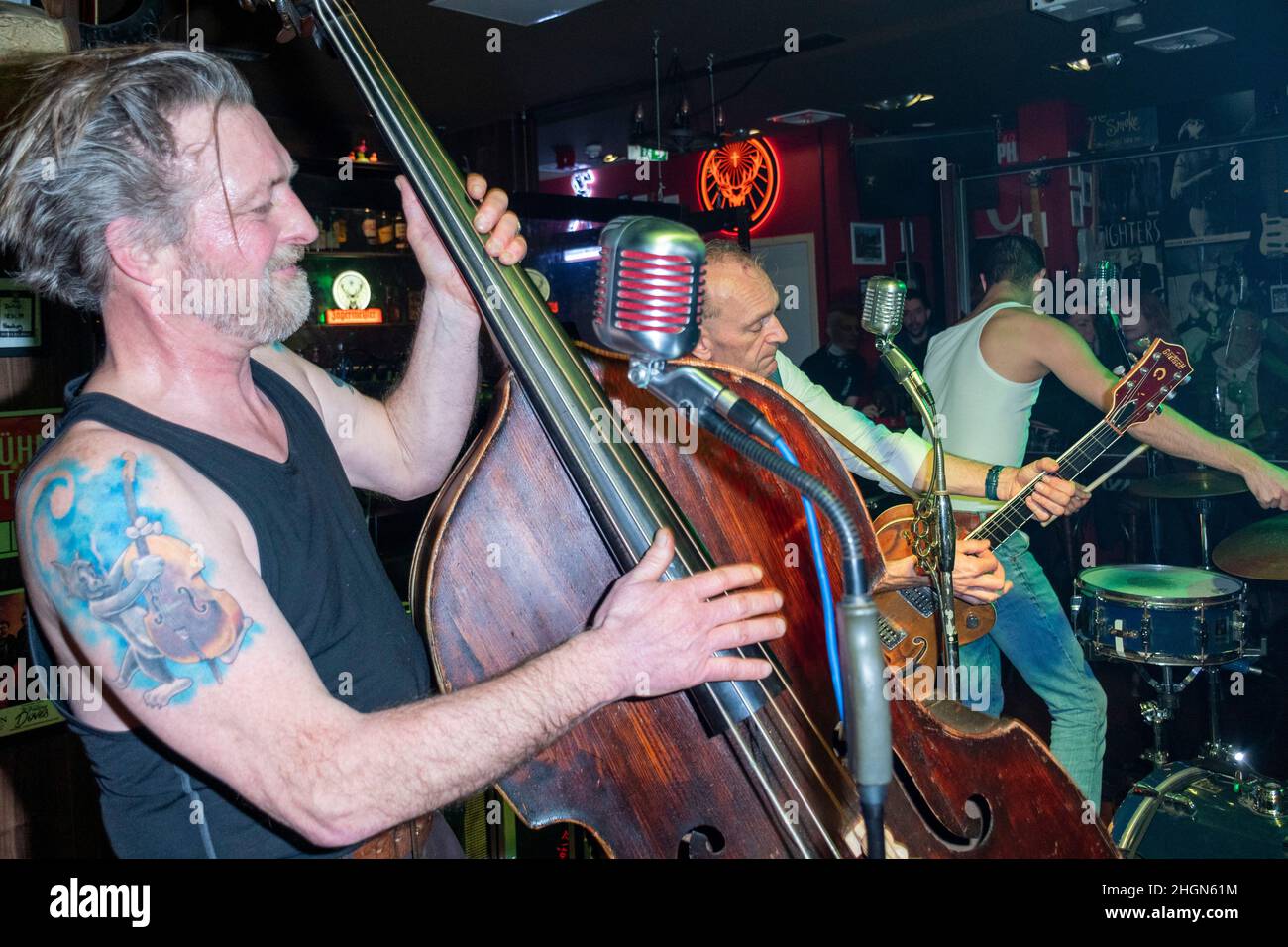 Biggs B Sonic, Rock'n'Roll/Rockabilly aus Kiel, Cowboy & Indianer ...