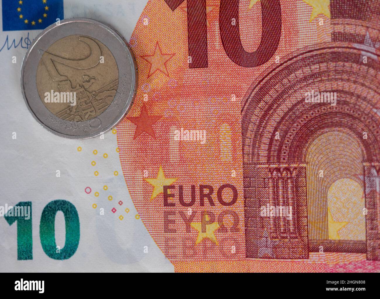 Employee employees job minimum wage hi-res stock photography and images ...