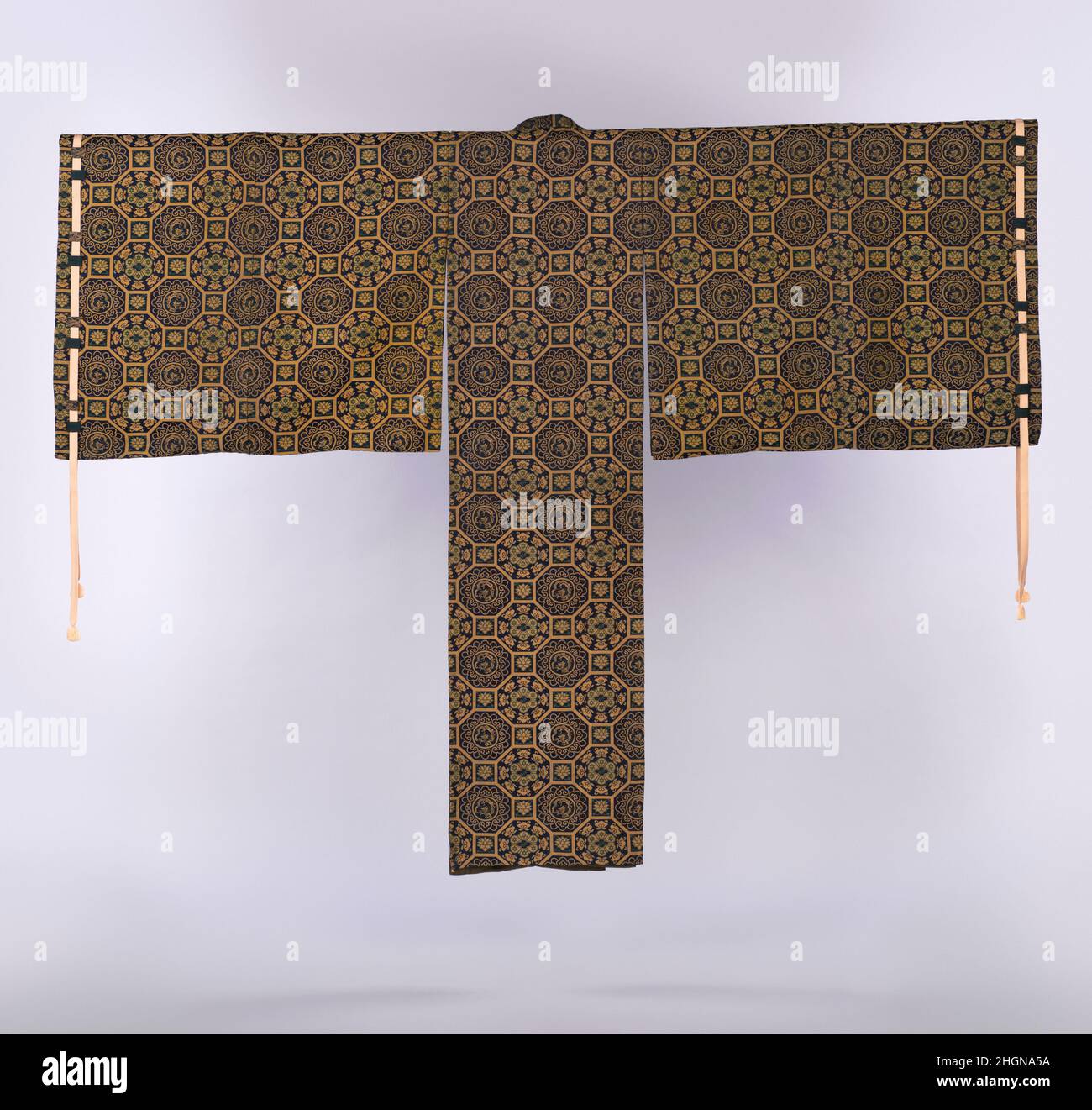 Noh Costume (Kariginu) with Geometric Pattern 19th century Japan This ...