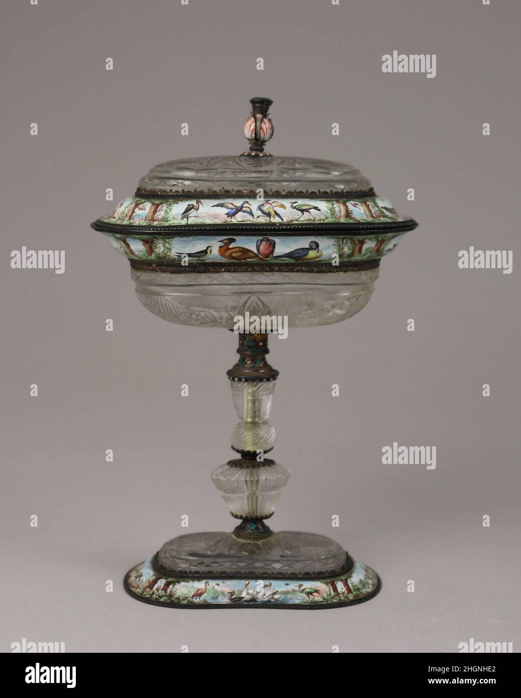 Silver rock crystal and enamel hi-res stock photography and images - Alamy