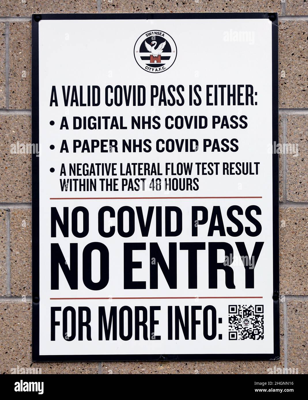 Pass required sign hi-res stock photography and images - Alamy