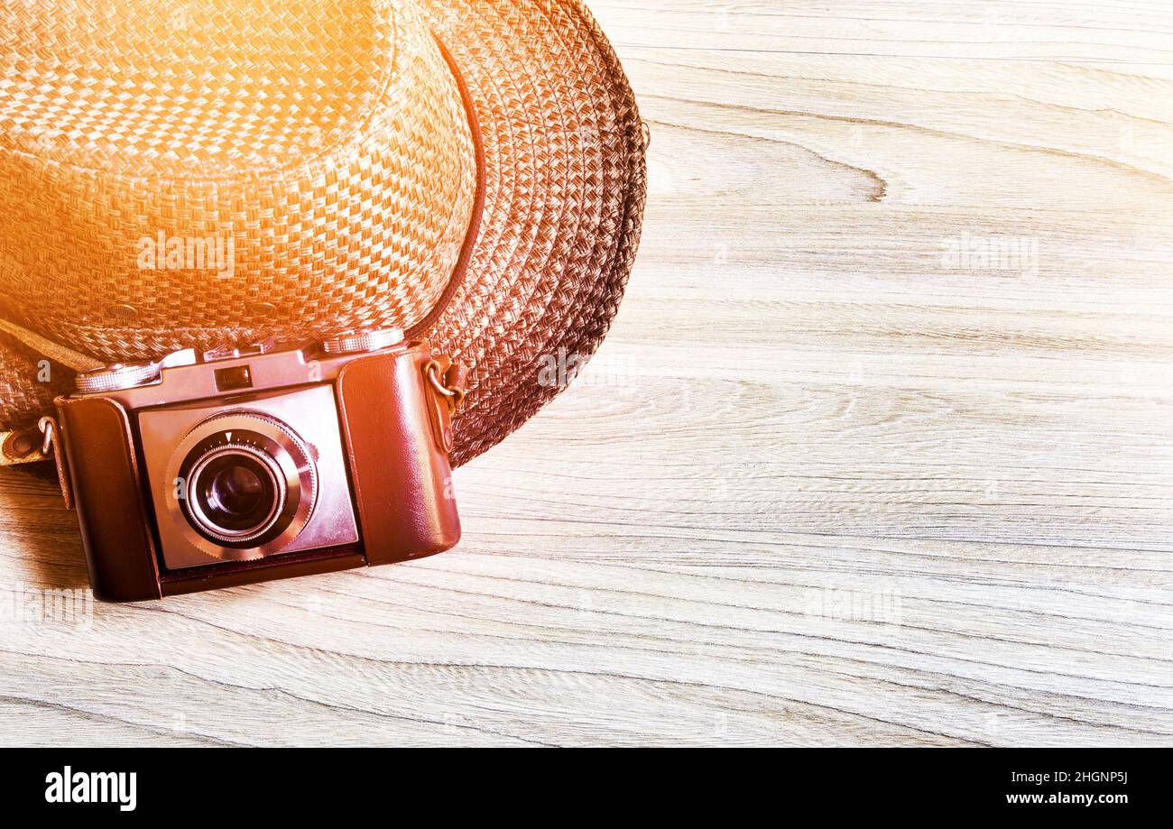 Sunshine retro hi-res stock photography and images - Alamy