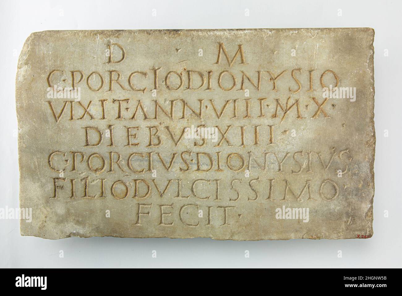 Roman columbarium hi-res stock photography and images - Alamy