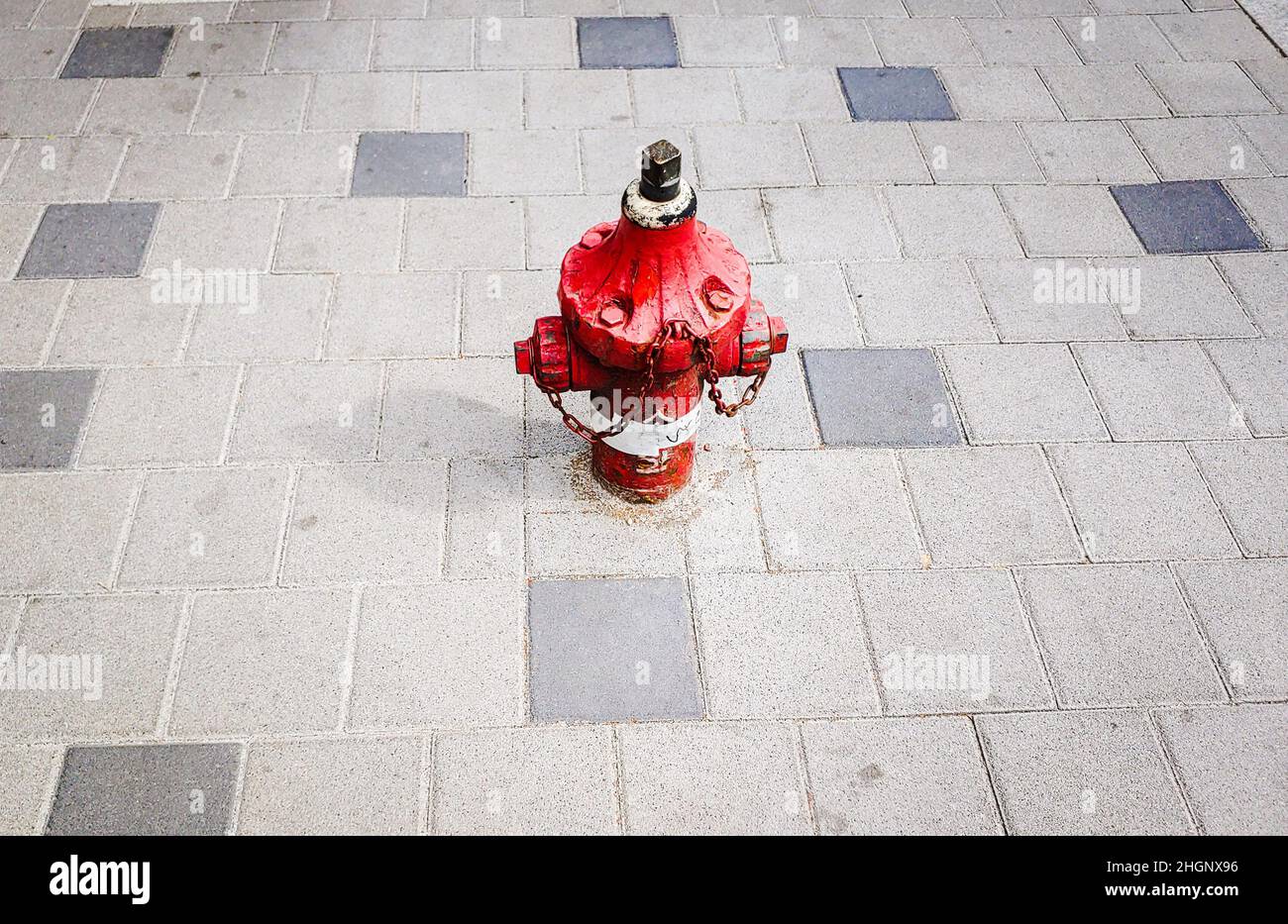 Bright red hydrant Stock Photo - Alamy