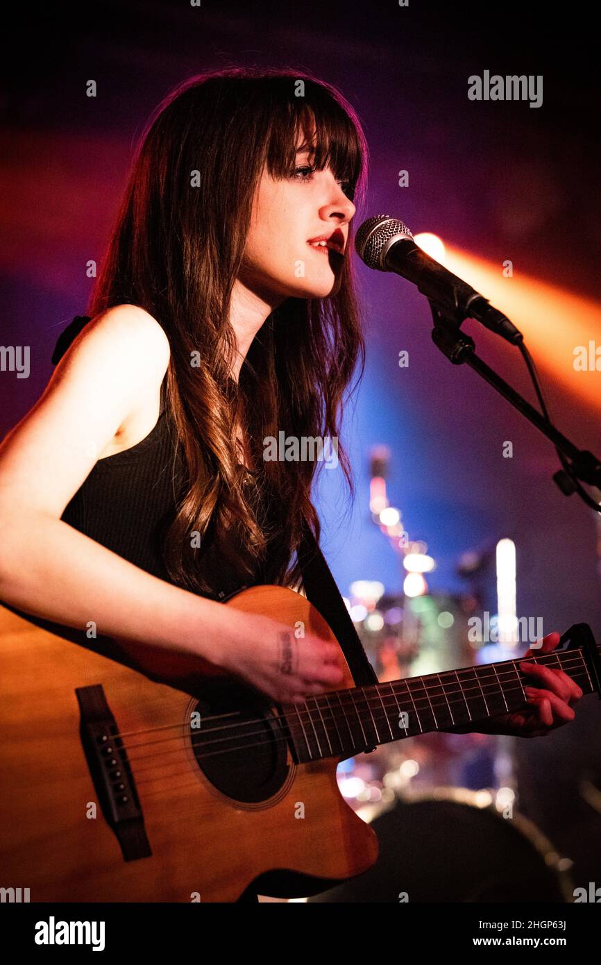 Eva Tobin, Singer, Live at Chinnerys, Southend-on-Sea, Essex © Clarissa ...