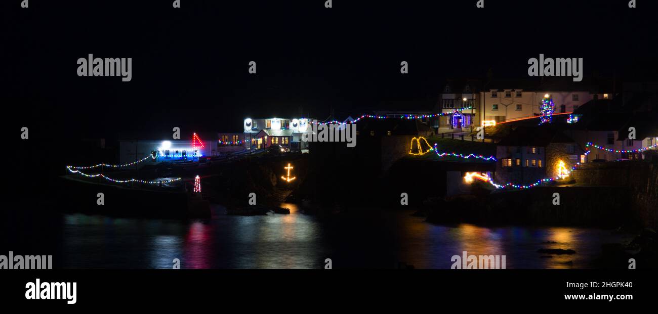 The Coverack annual Christmas lights. Cornish fishing village Stock ...