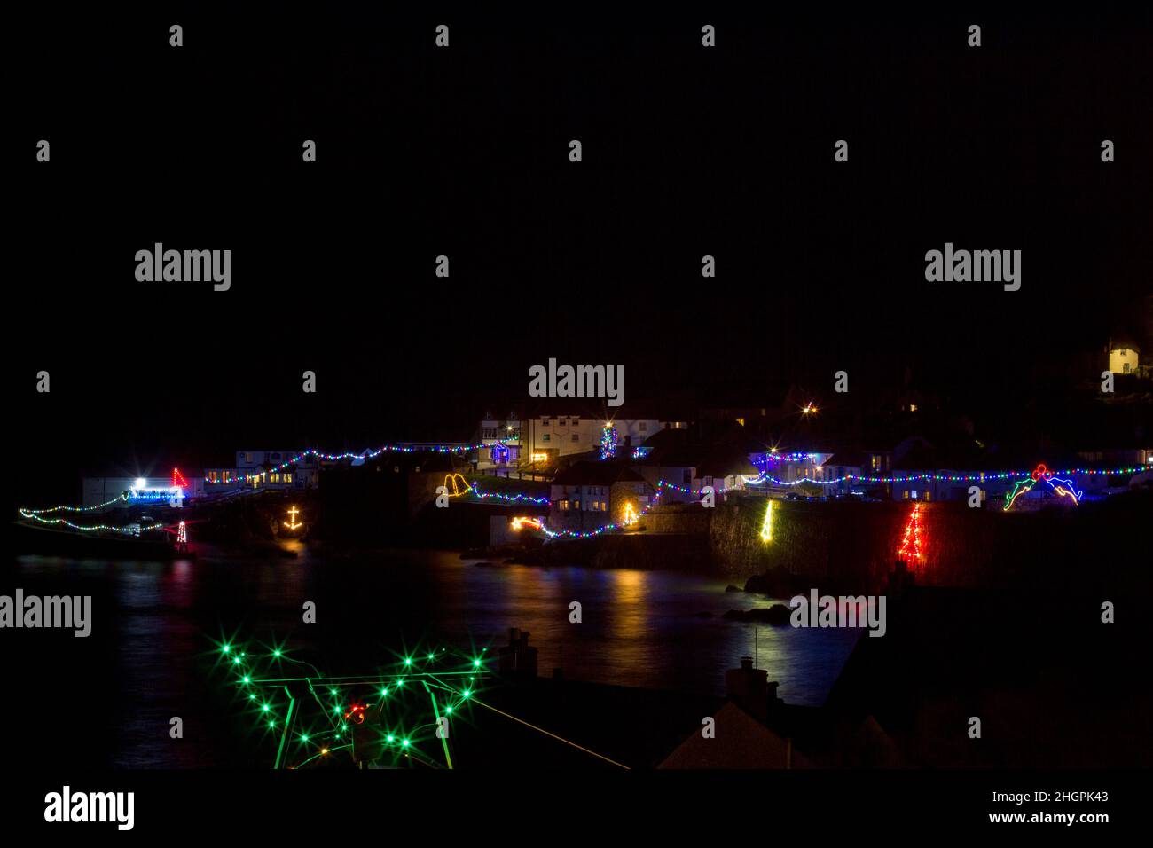 The Coverack annual Christmas lights. Cornish fishing village Stock ...