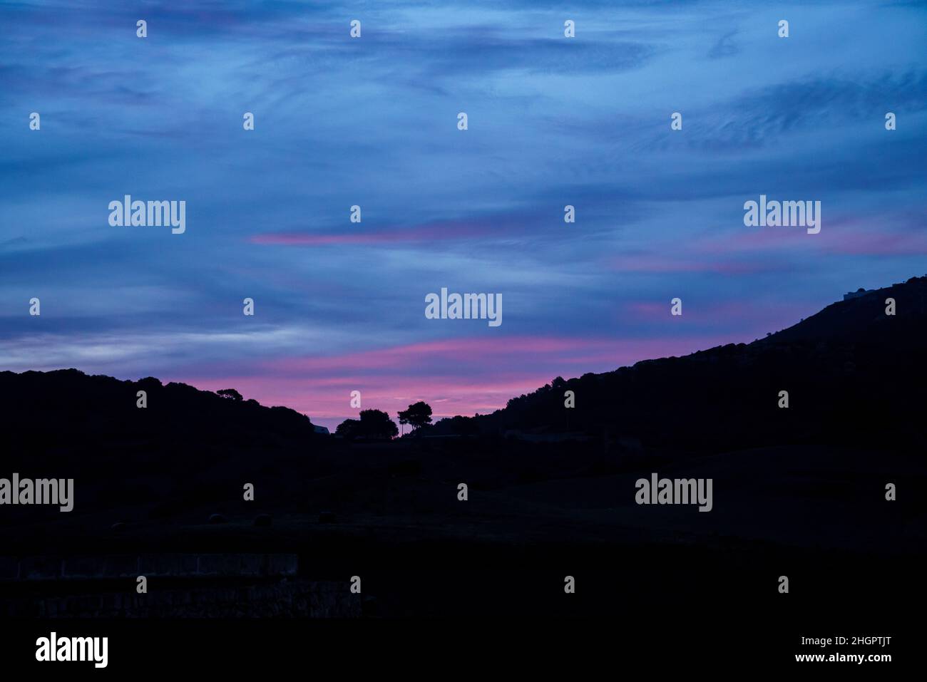 First rays sun clouds hi-res stock photography and images - Alamy