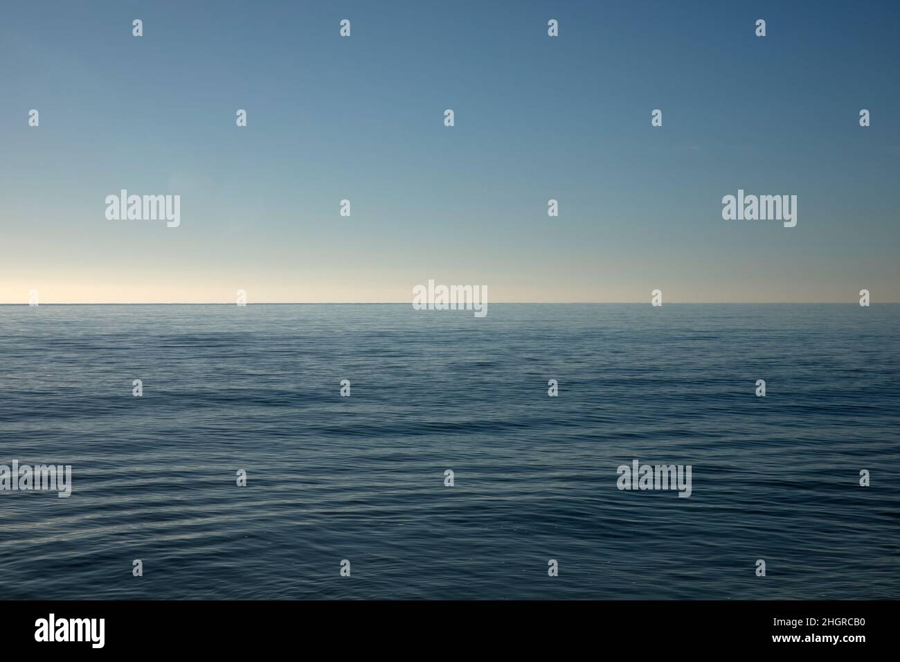 Beautiful horizon hi-res stock photography and images - Alamy