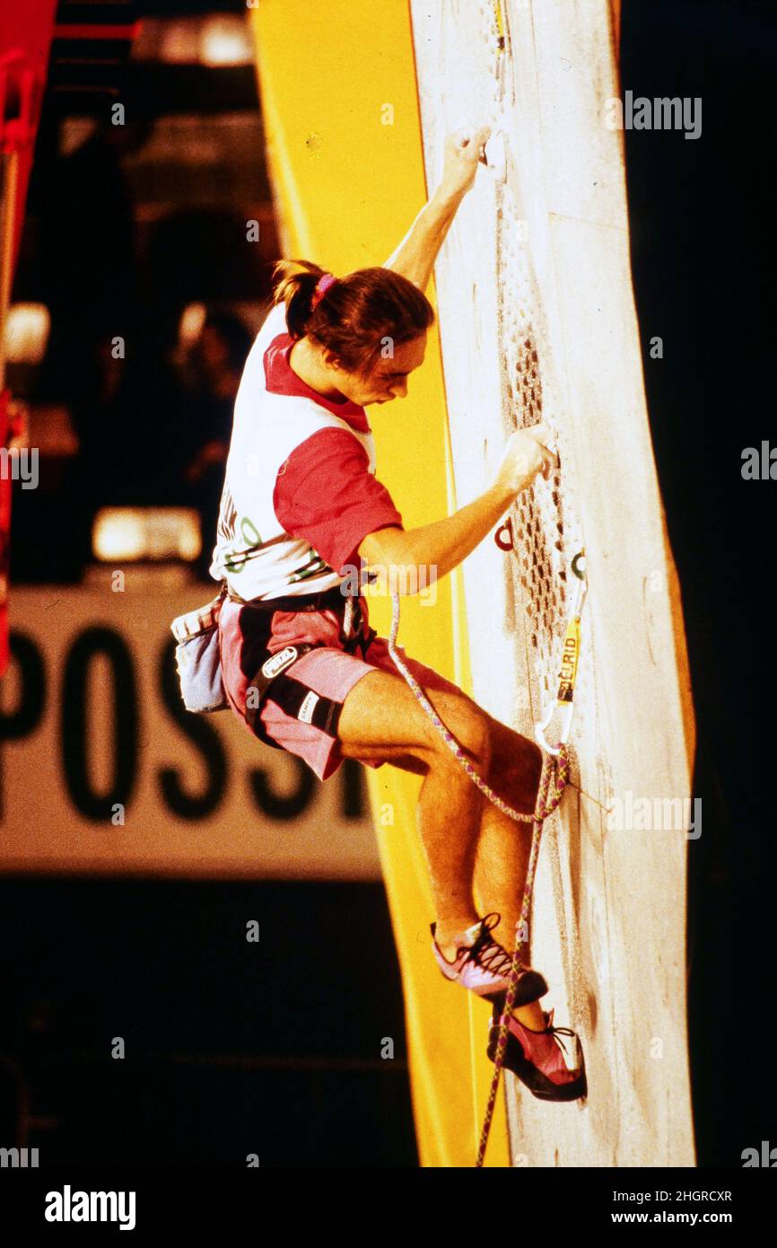Archives 90ies: French climber François Legrand, Indoor climbing World ...