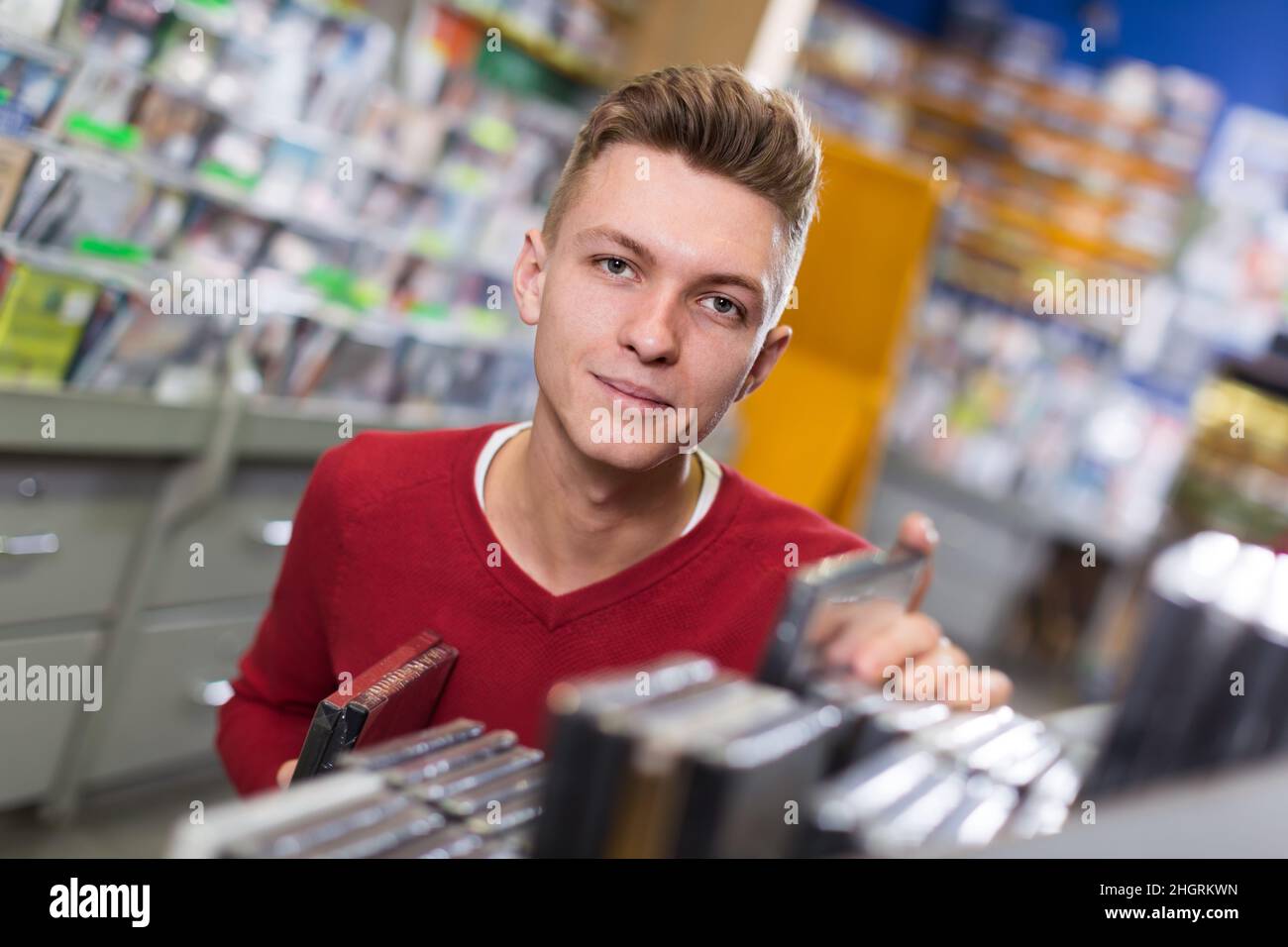Ordinary people movie hi-res stock photography and images - Alamy