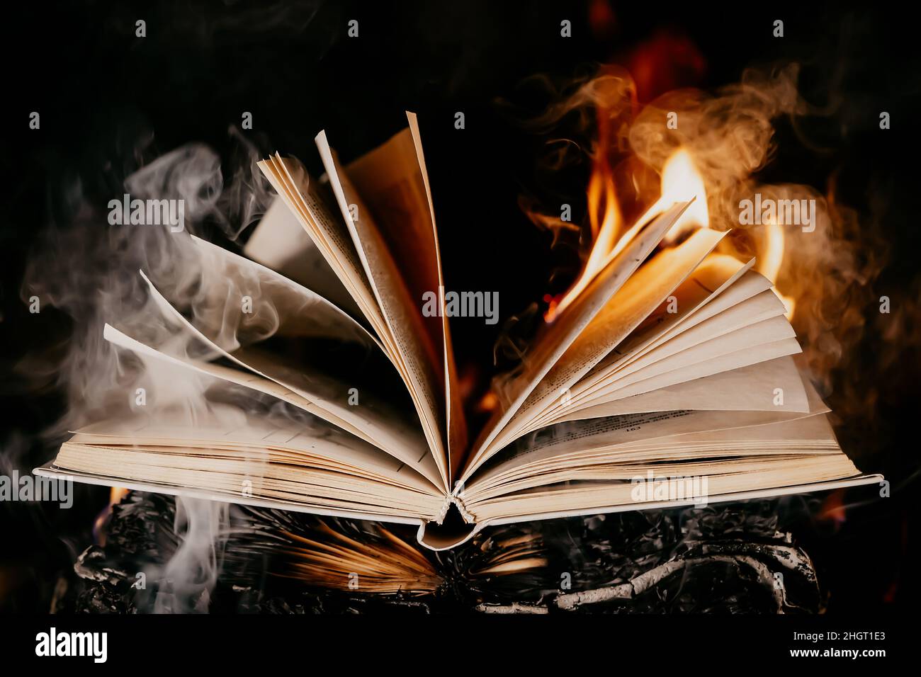 Newspaper to light bonfire hi-res stock photography and images - Alamy