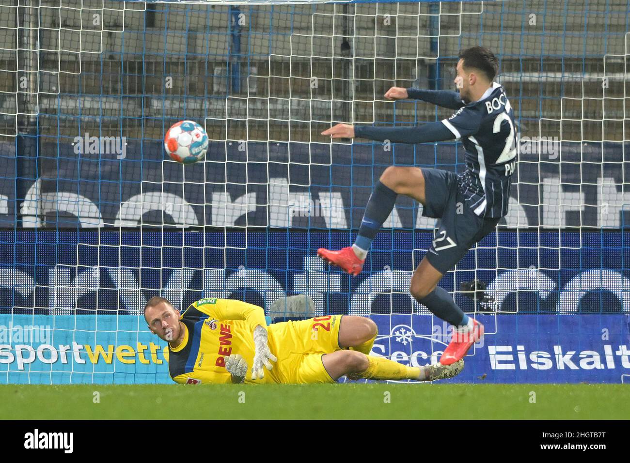 Bochum, Germany. 22nd Jan, 2022. Soccer: 1st Bundesliga, VfL Bochum - 1 ...