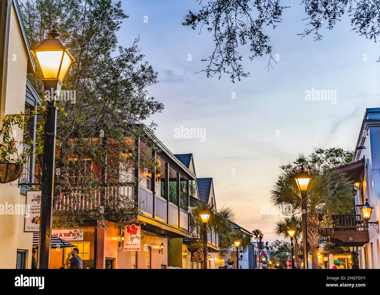 Spanish colonial buildings hi-res stock photography and images - Alamy