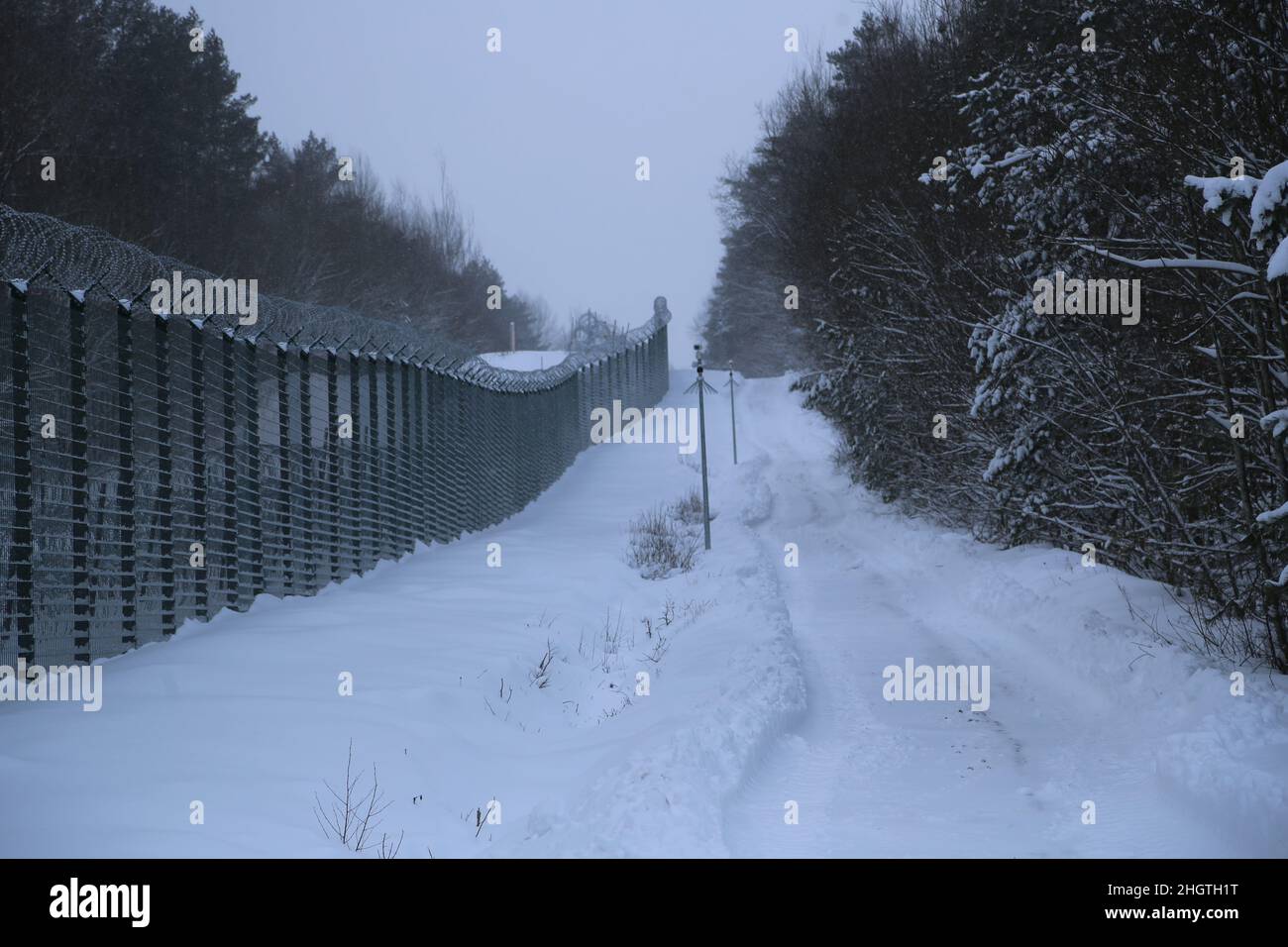 Kurmelionys, Lithuania. 21st Jan, 2022. Border fence and installations ...