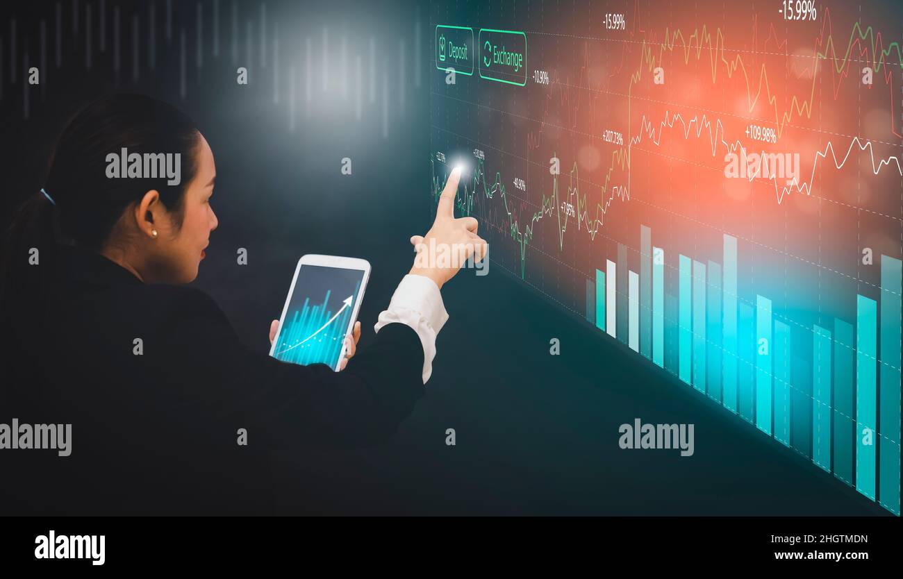 Businessman touchscreen on the graph Screen Icon of a media screen ...