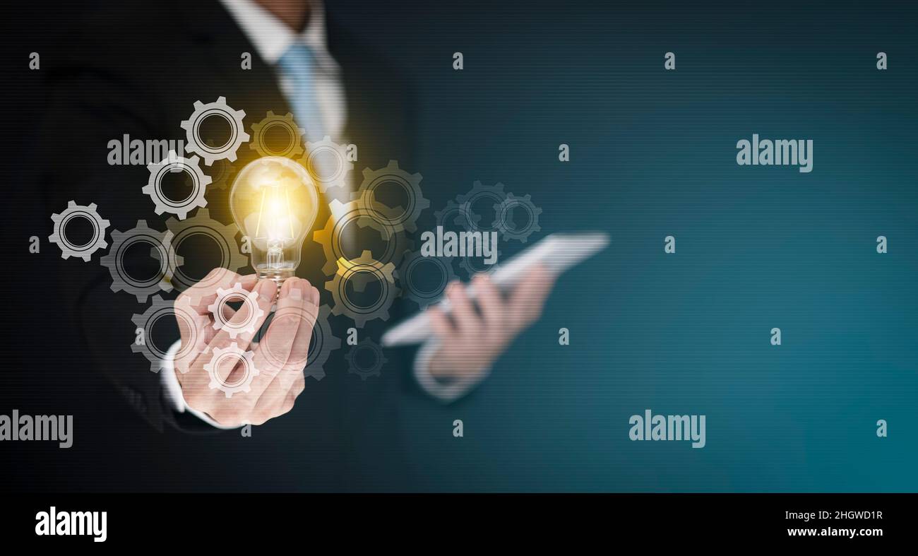 Light bulb symbol idea gear hi-res stock photography and images - Alamy