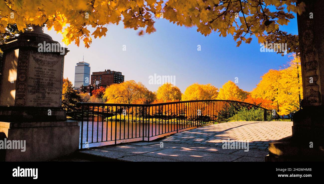 Charles river esplanade hi-res stock photography and images - Alamy