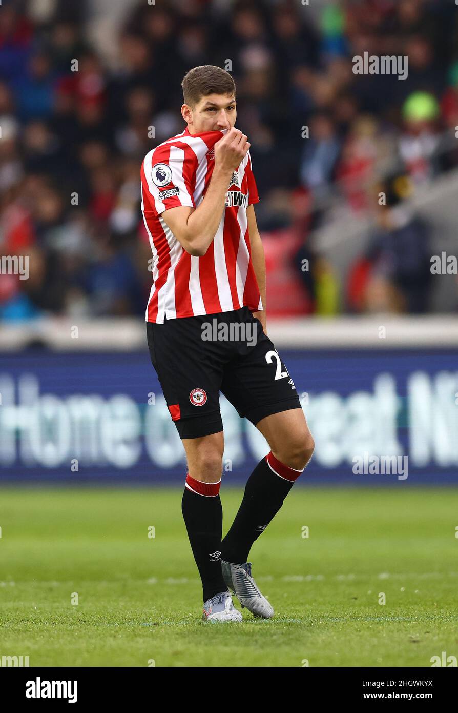 Janelt brentford hi-res stock photography and images - Alamy