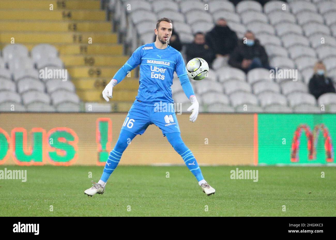 Goalkeeper of Marseille Pau Lopez during the French championship Ligue ...