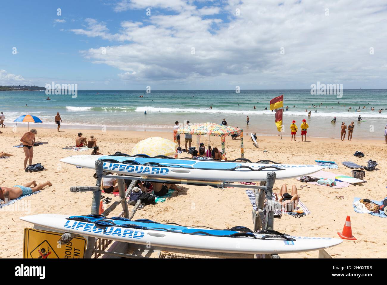 Australian surf rescue boats hi-res stock photography and images - Alamy