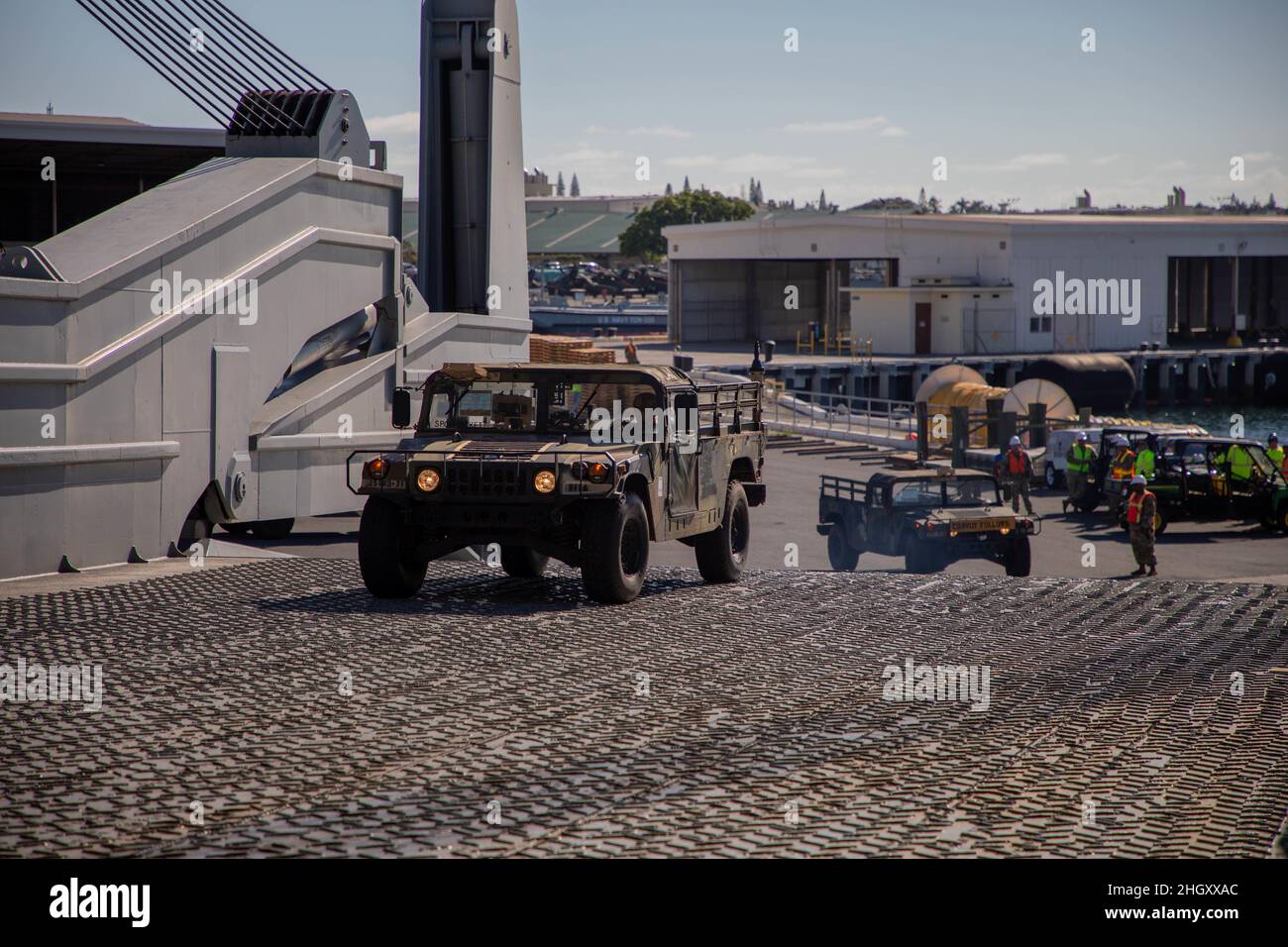 Soldiers assigned to 3rd Infantry Brigade Combat Team, 25th Infantry ...