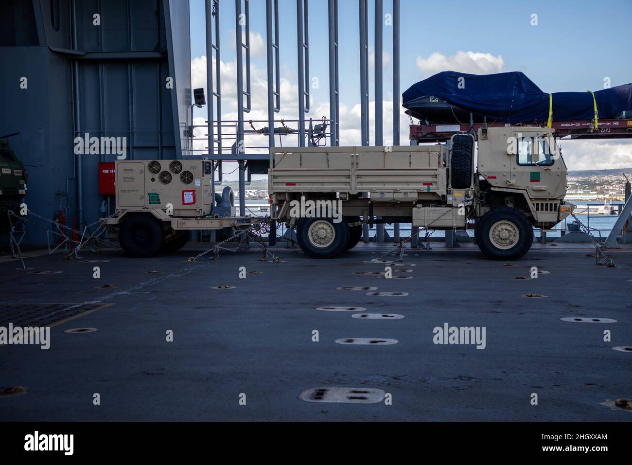 Soldiers assigned to 3rd Infantry Brigade Combat Team, 25th Infantry ...