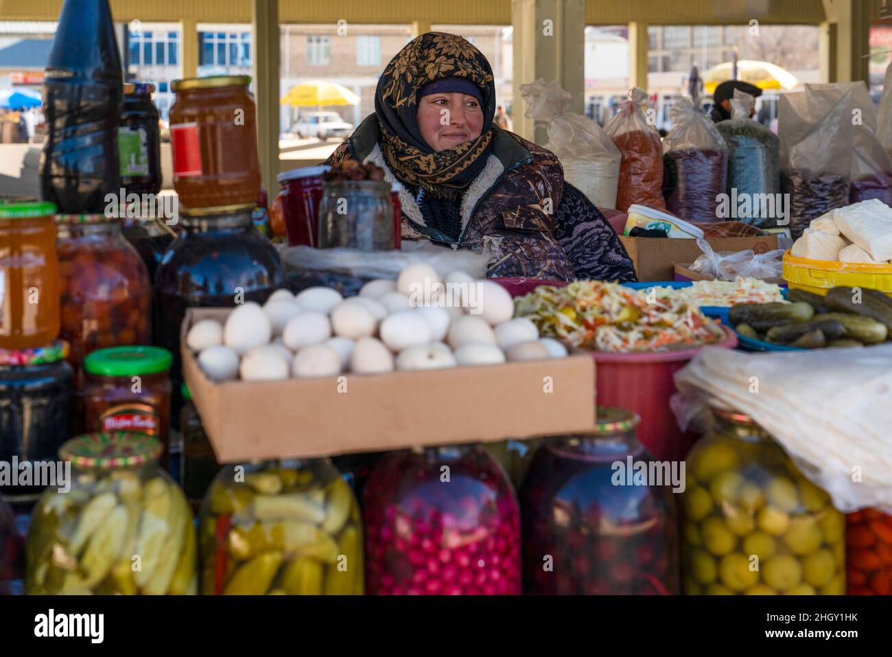 Baku bazaar market azerbaijan hi-res stock photography and images - Alamy