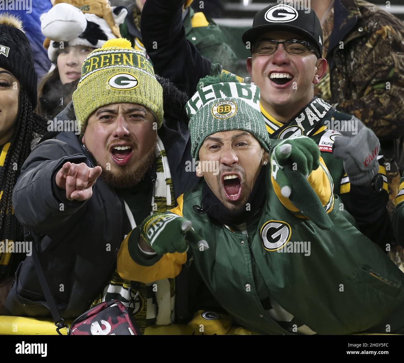 Green bay packer fans hi-res stock photography and images - Alamy