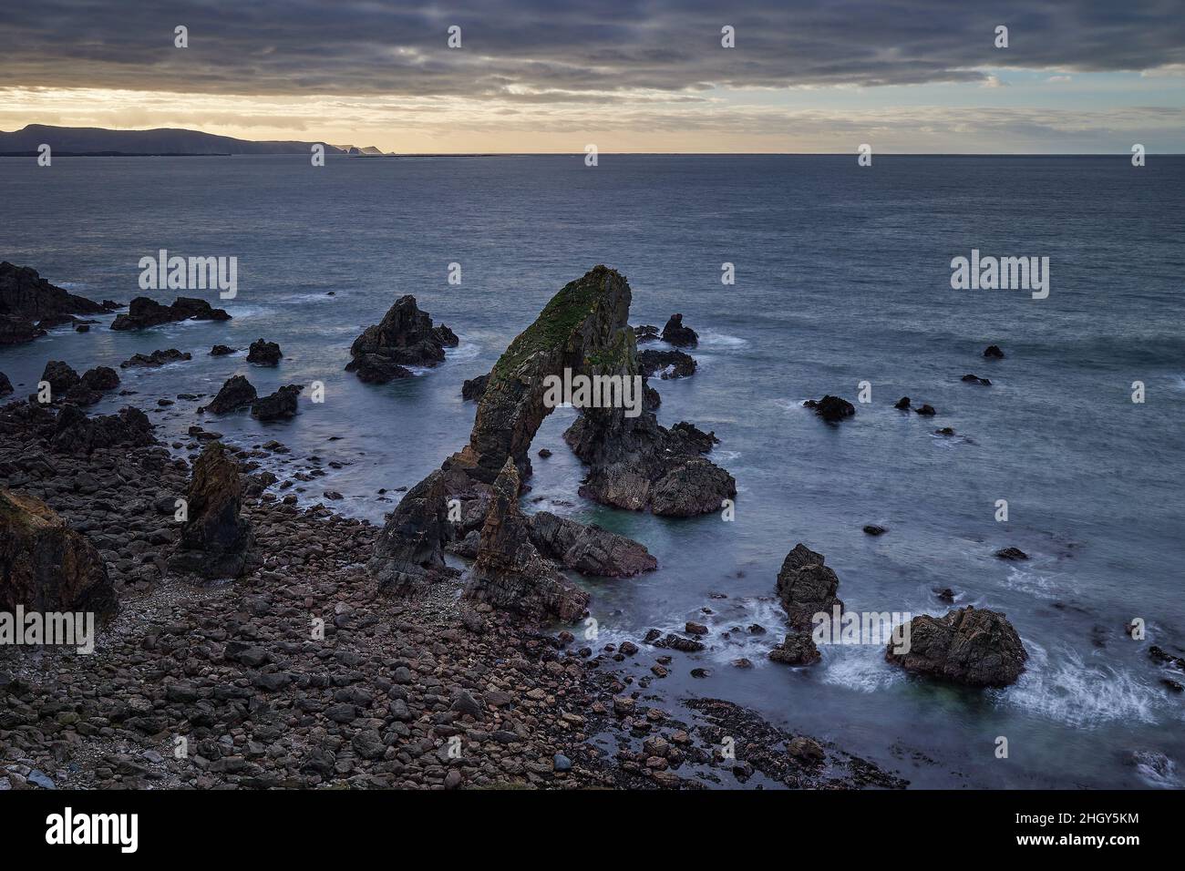 arch-shaped rocks in Crohy Head, County Donegal. Ireland. stunning ...