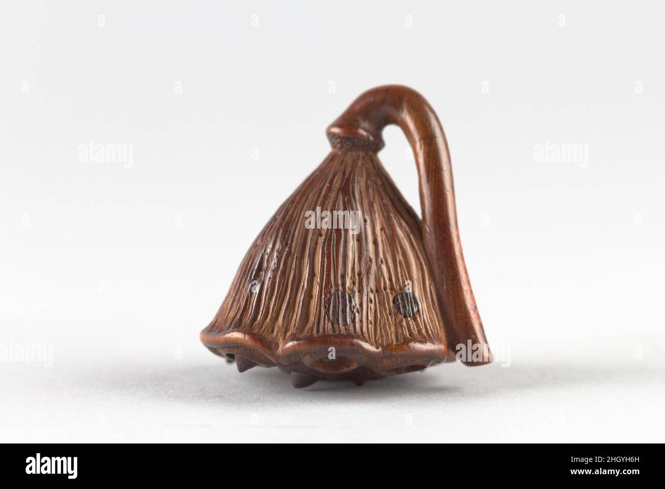 Netsuke of Lotus 18th century Japan. Netsuke of Lotus. Japan. 18th ...