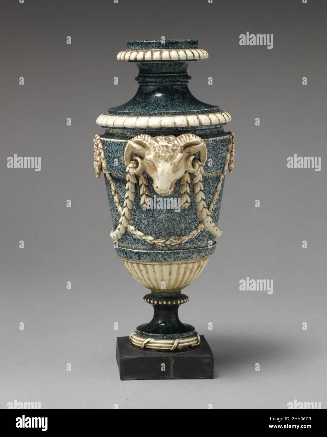 Vase (one of a pair) late 18th century Humphrey Palmer. Vase (one of a ...