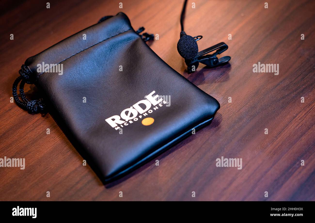 Lav microphone hi-res stock photography and images - Alamy