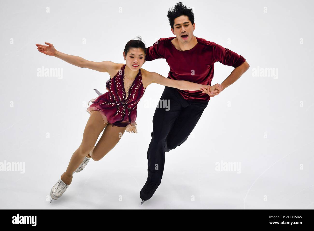 Tallinn, Estonia. 22nd Jan, 2022. Emily Chan (L)/Spencer Akira Howe of ...