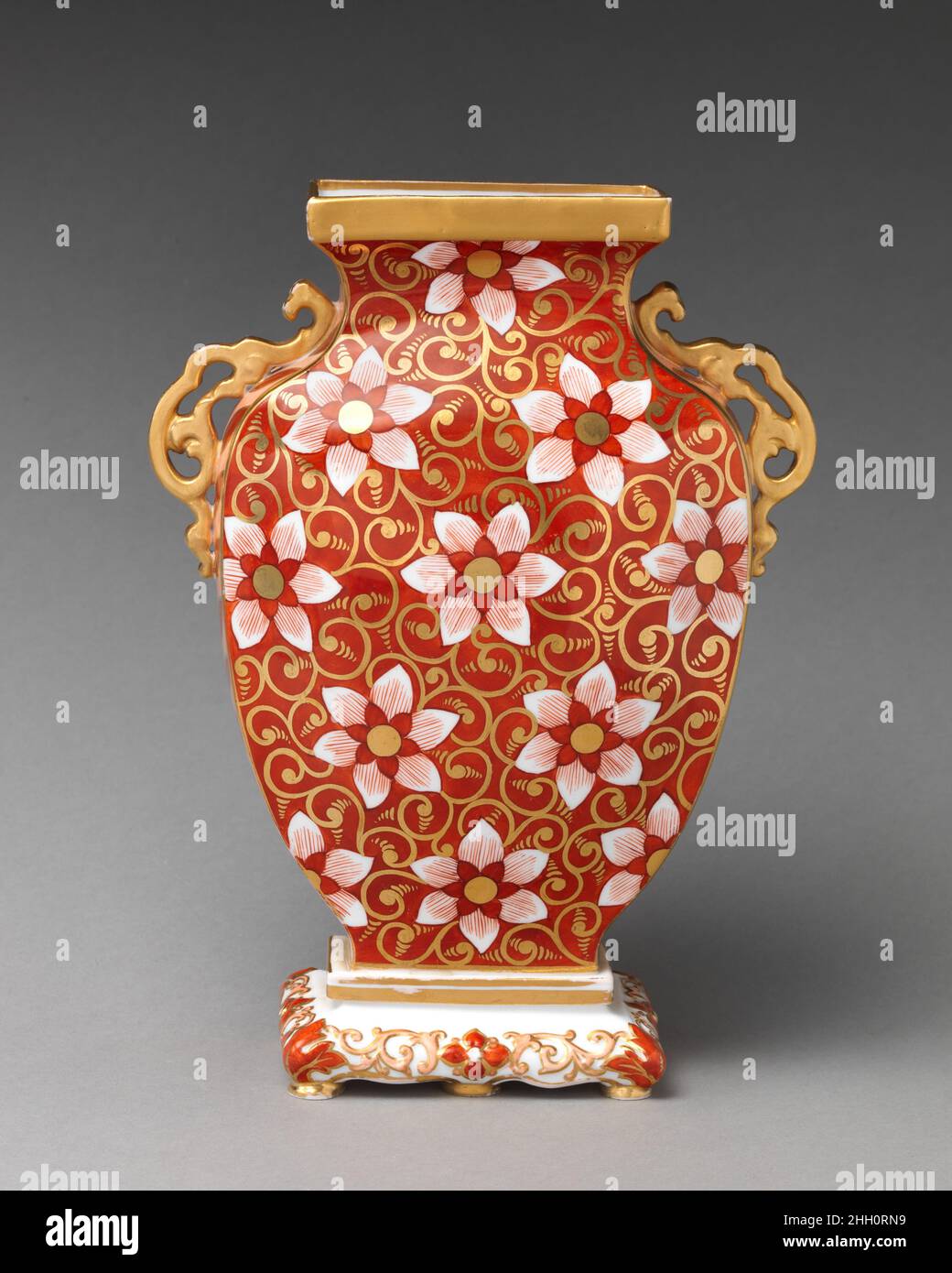 Vase (one of a pair) ca. 1891–1900 Copeland. Vase (one of a pair ...