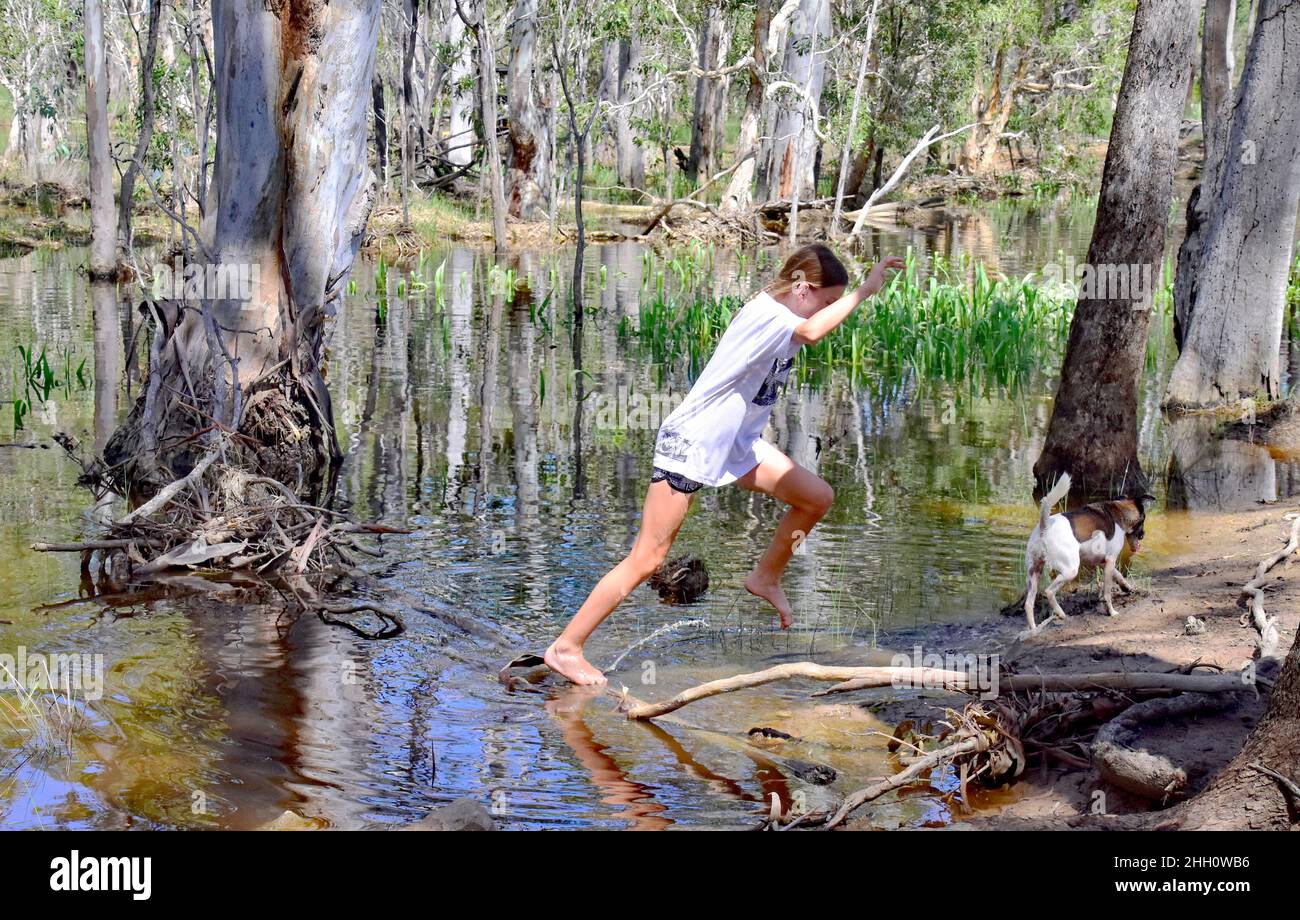 Girl outback girl australia hi-res stock photography and images - Alamy