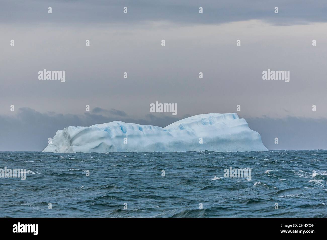 An eroded tabular icerberg in the Southern Ocean Stock Photo - Alamy