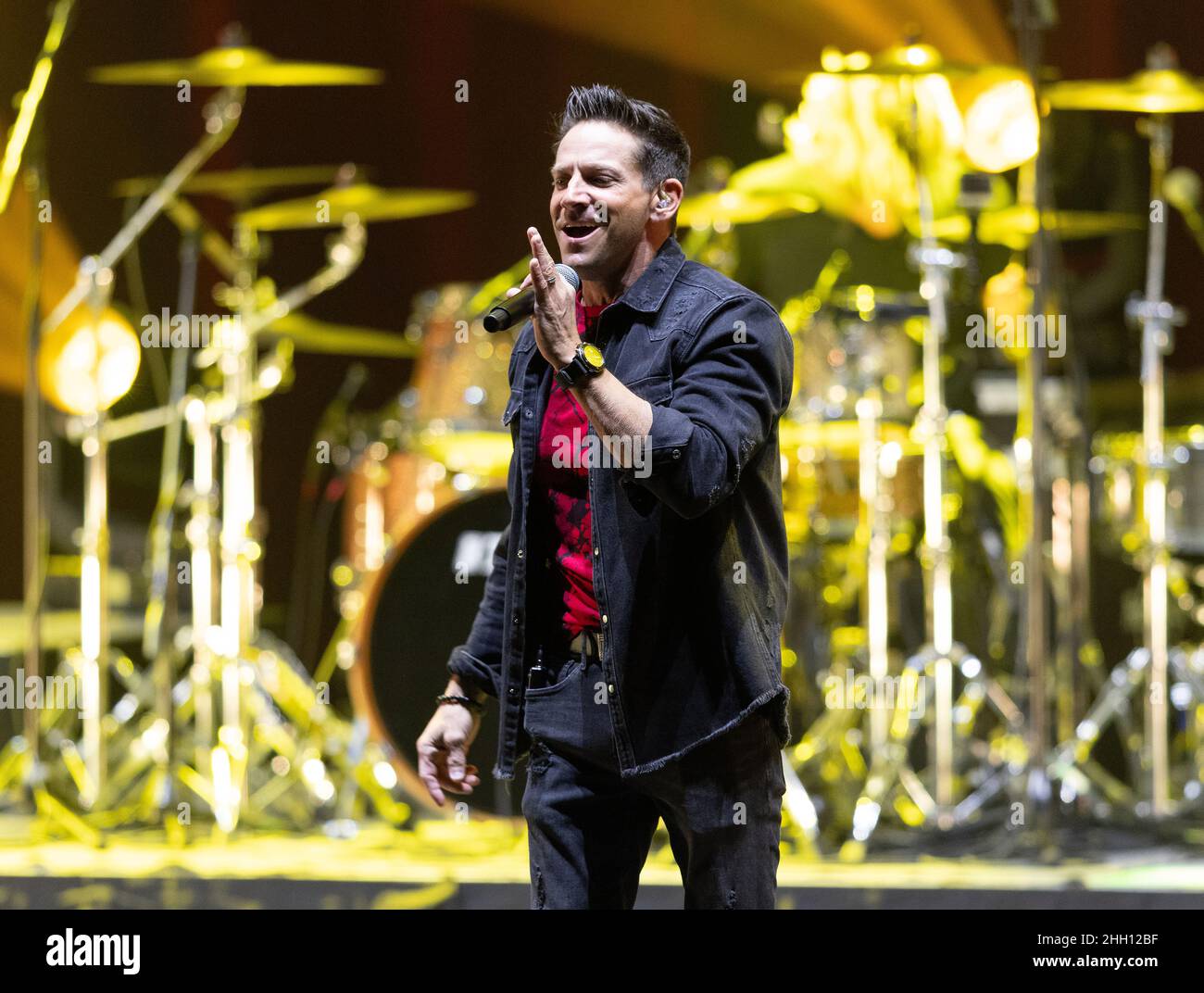 98 degrees jeff timmons hi-res stock photography and images - Alamy