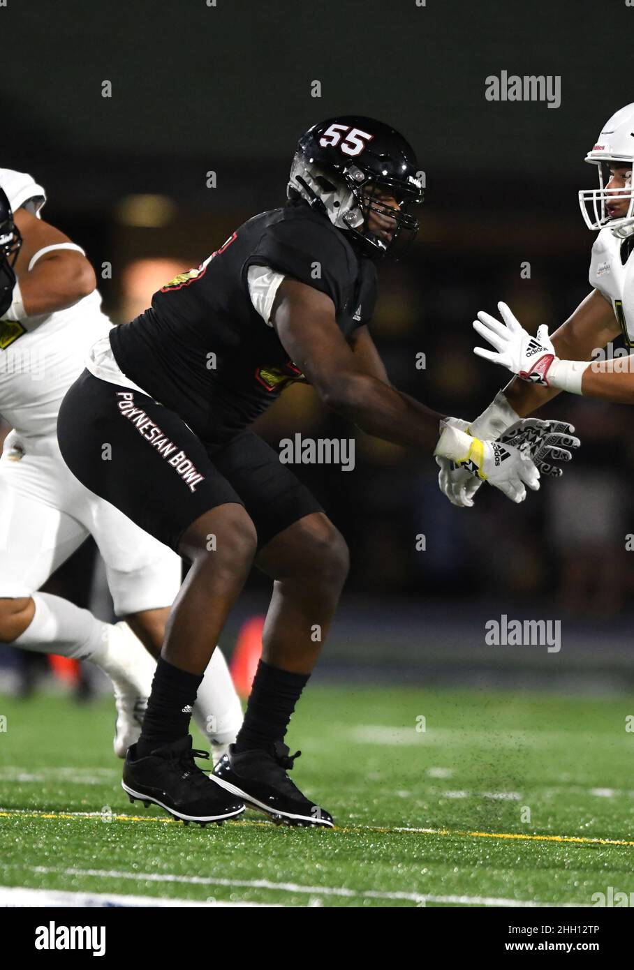 Honolulu, Hawaii, USA. 22nd Jan, 2022. Team Mauka offensive lineman ...