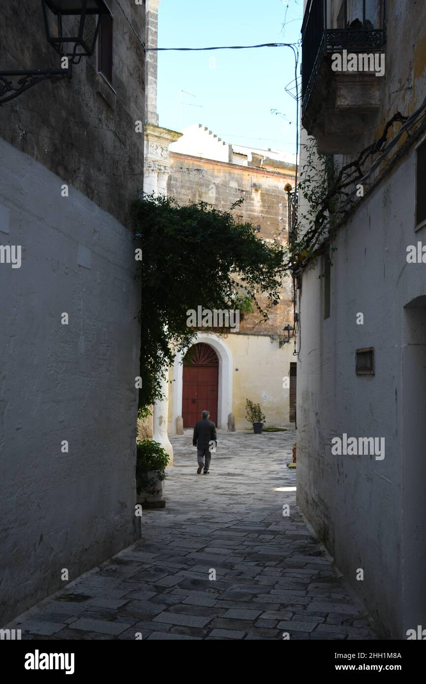 The old town of taranto hi-res stock photography and images - Alamy