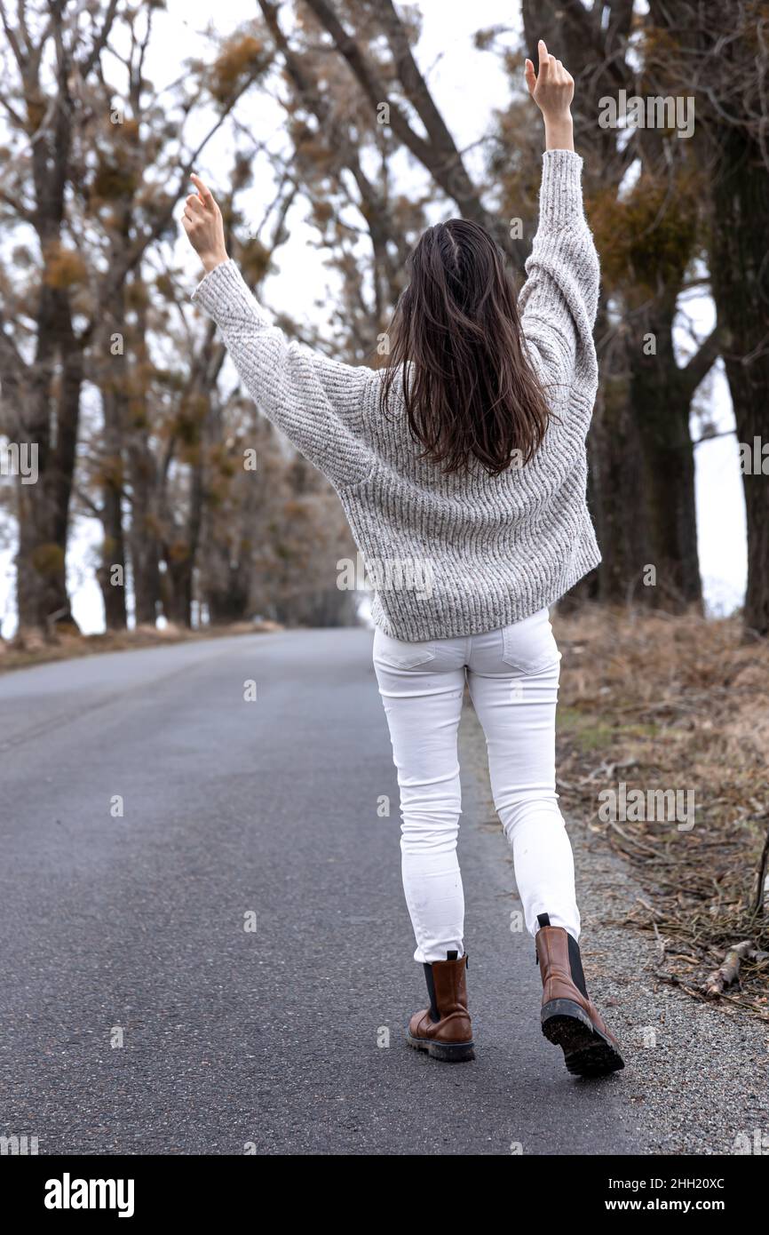 Hitchhiking lover hi-res stock photography and images - Alamy