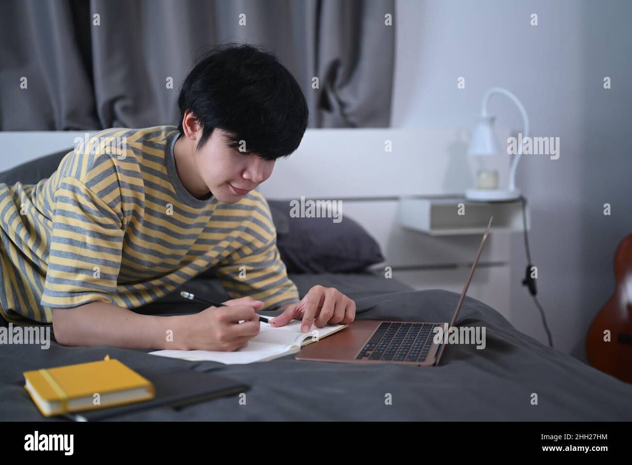 Asian student studying bedroom hi-res stock photography and images - Alamy
