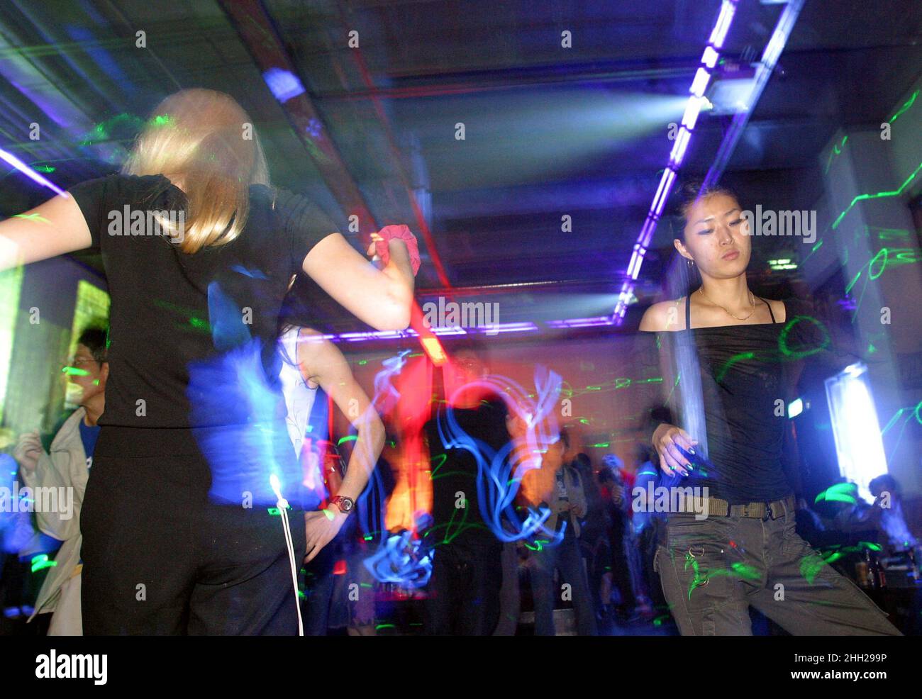 Enjoy party hi-res stock photography and images - Alamy