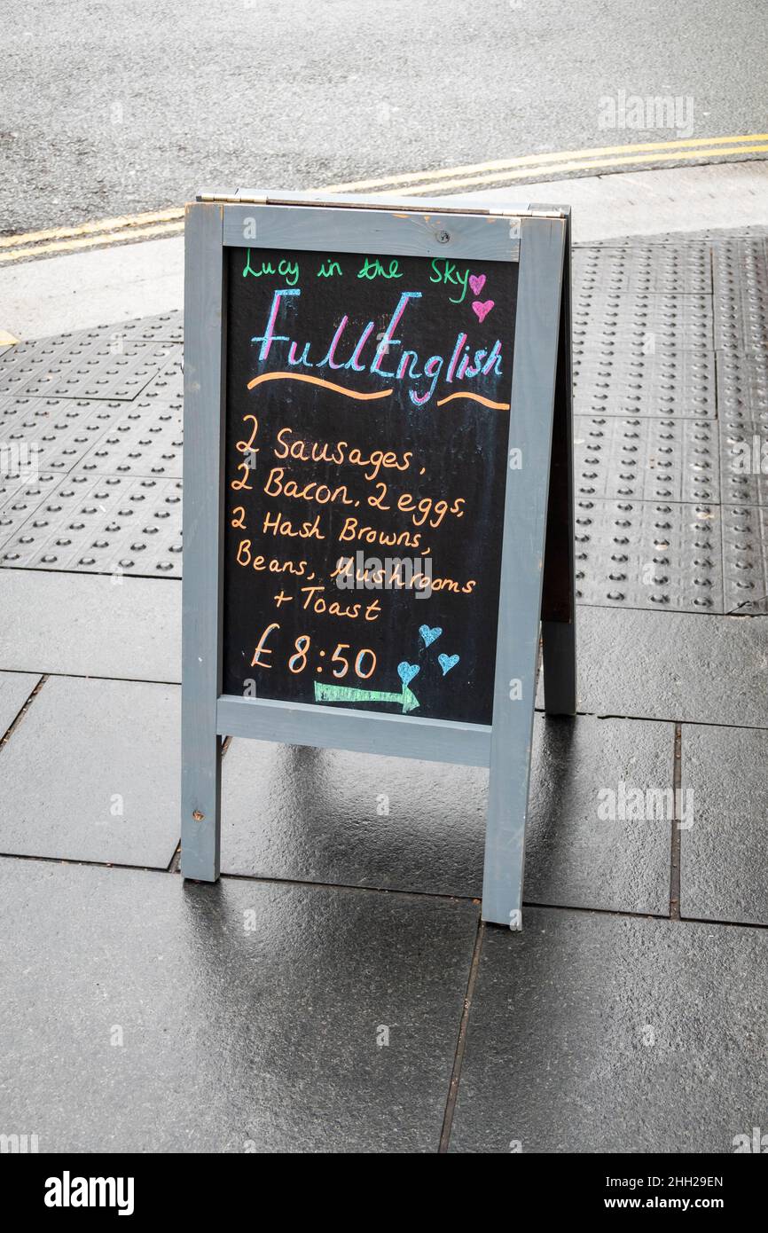 Lucy sign hi-res stock photography and images - Alamy