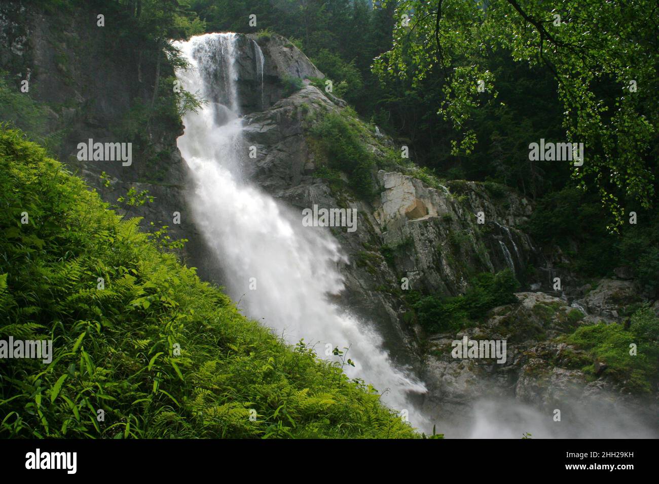 Cascata di lares hi-res stock photography and images - Alamy