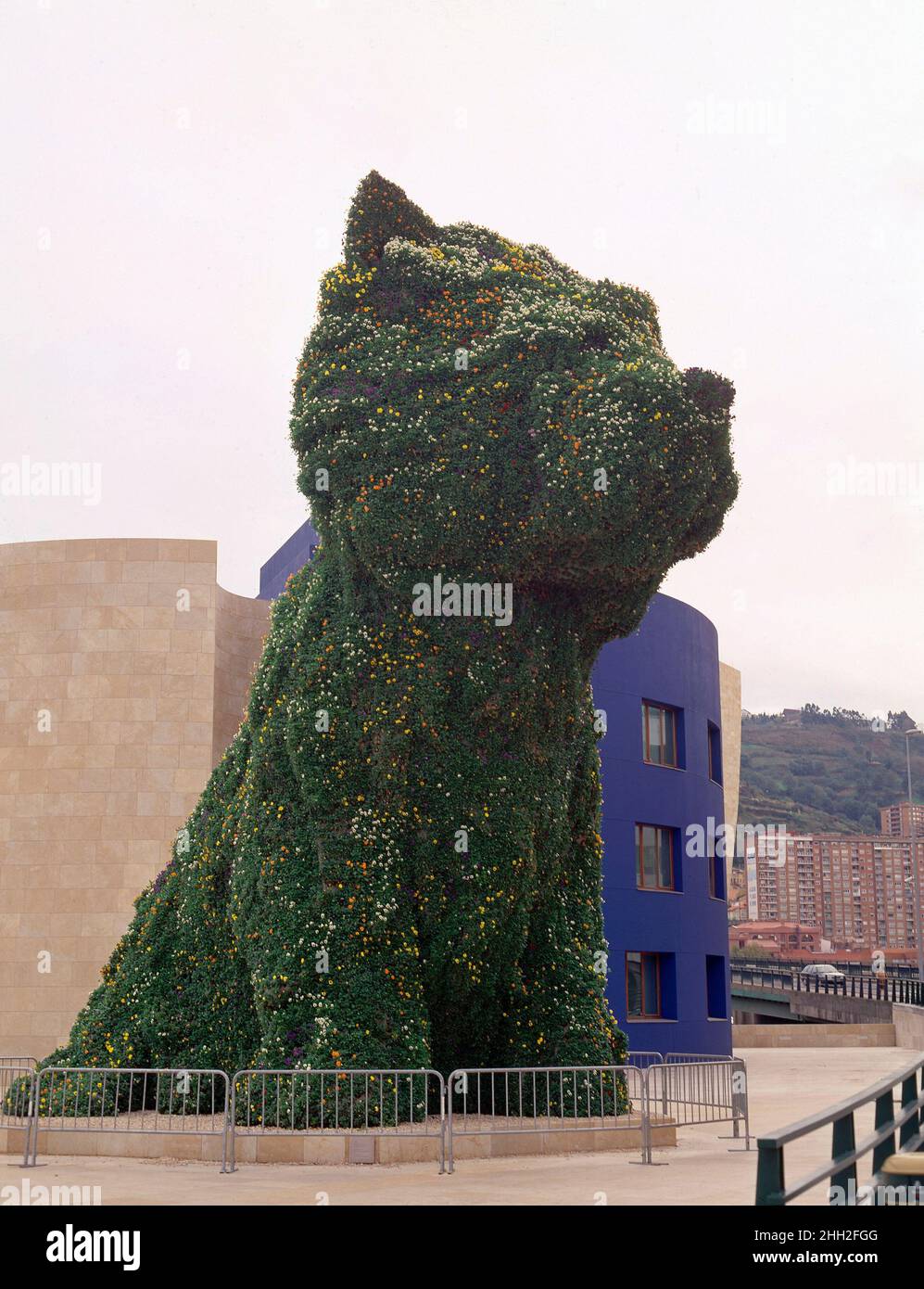 Jeff koons perro hi-res stock photography and images - Alamy