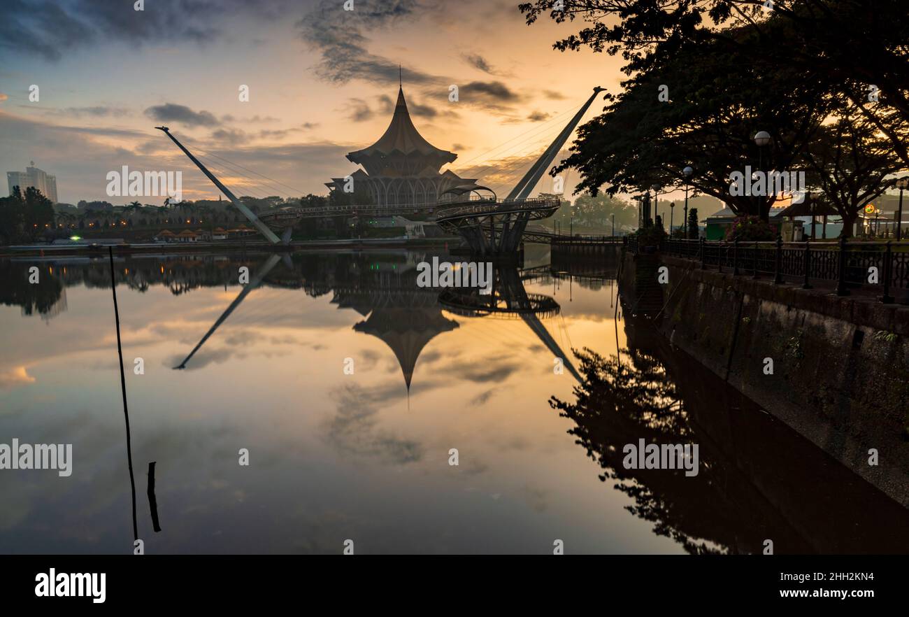 Boat taxi at Kuching Waterfront, Kuching Sarawak Stock Photo - Alamy