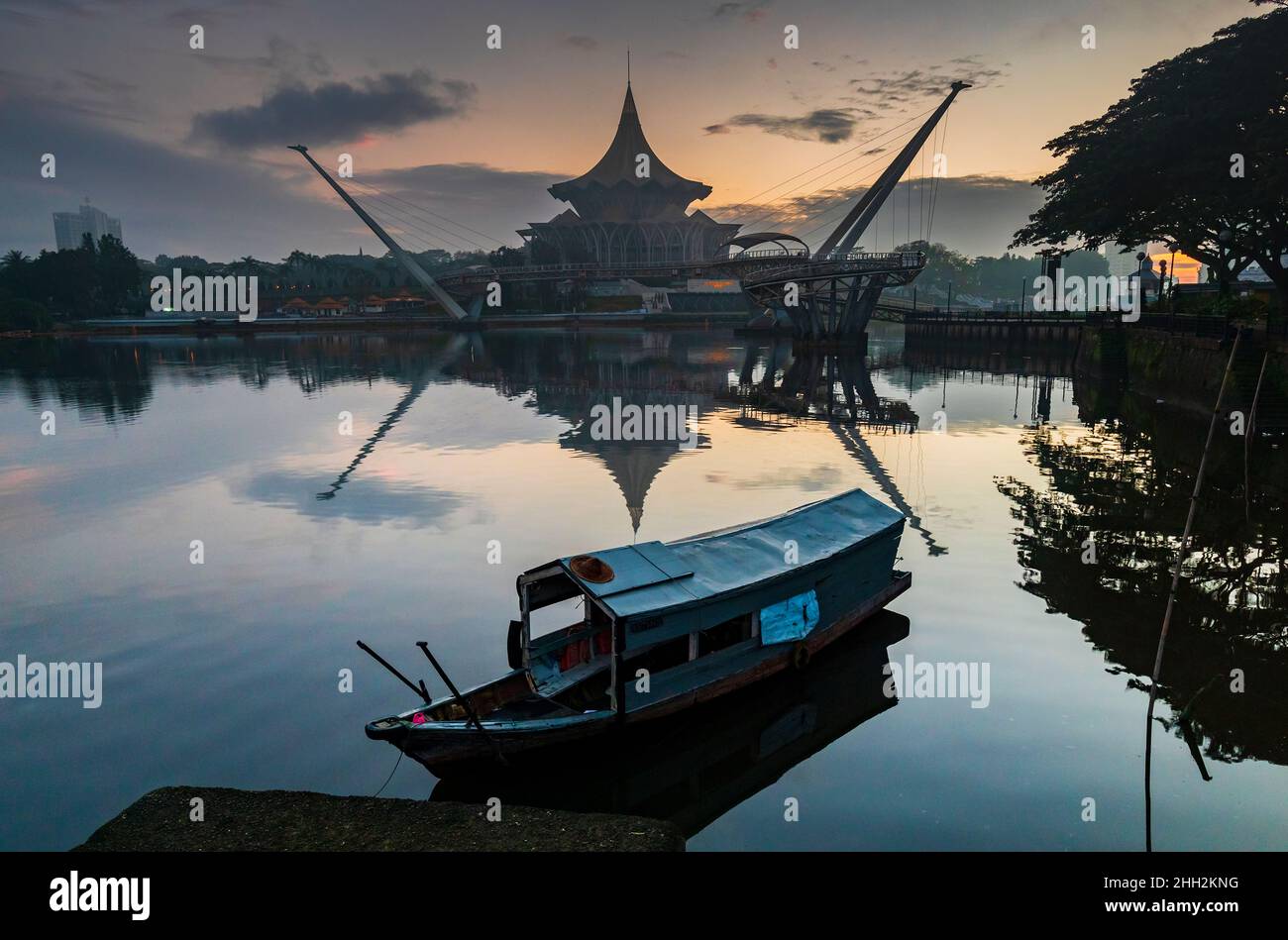 Boat taxi at Kuching Waterfront, Kuching Sarawak Stock Photo - Alamy