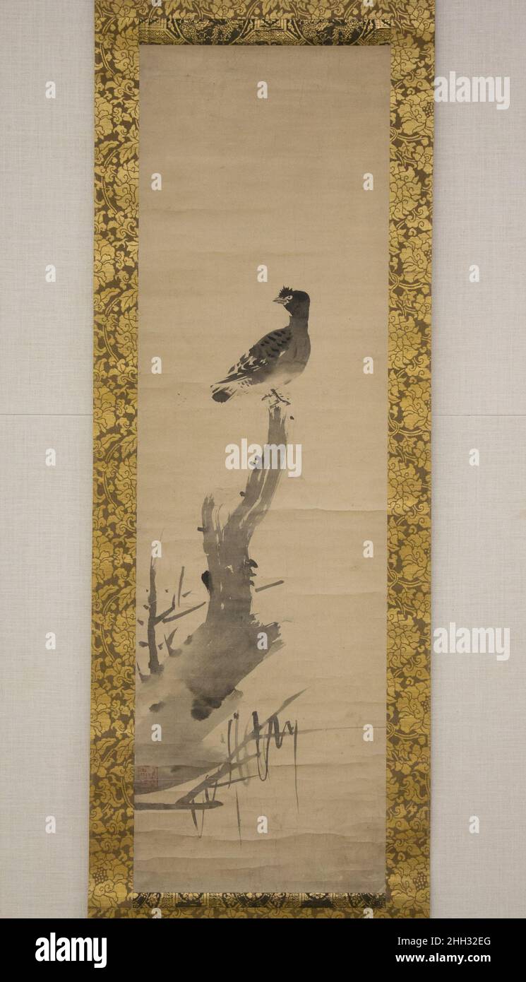 Hanging scroll bird hi-res stock photography and images - Alamy